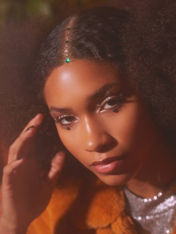 How To Create A Rhinestone Makeup Look