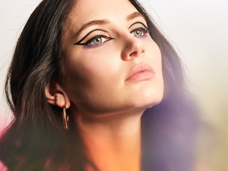 How to Keep Eyeliner from Bleeding | Makeup.com