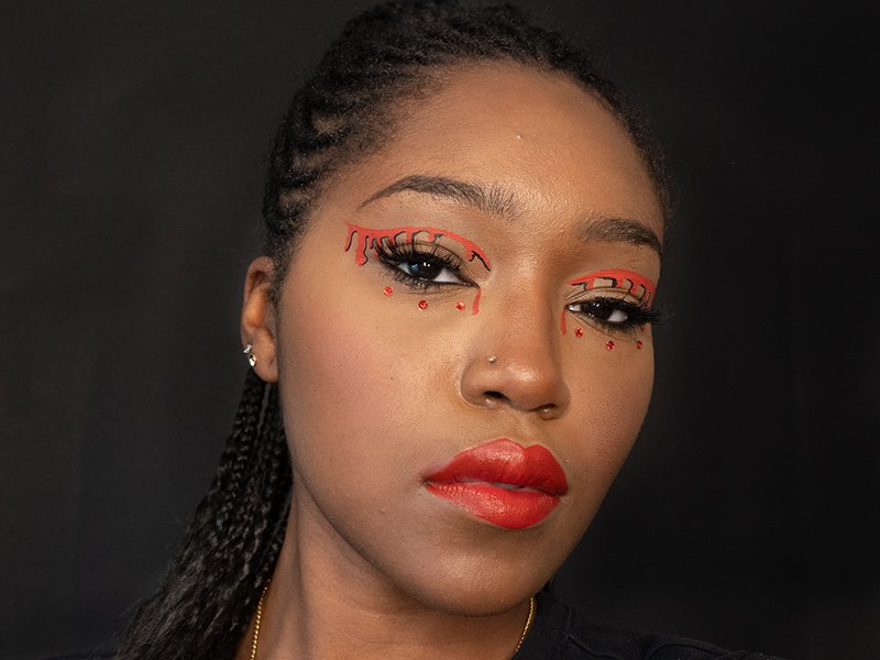 How To Wear Rhinestone Eye Makeup With Colorful Eyeshadow