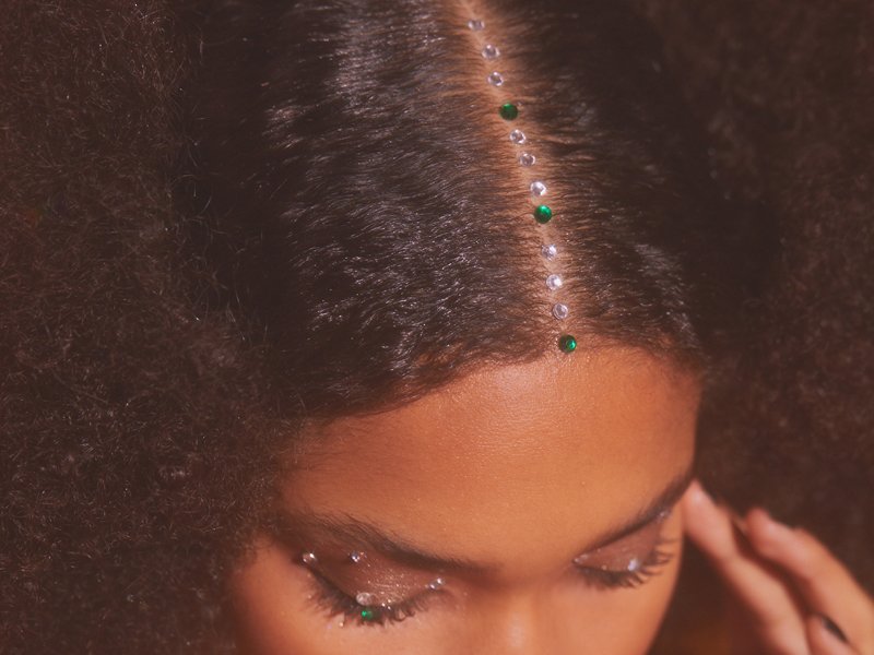 Glitter Hair Is Perfect for NYE 2021 — Get the Look | Makeup.com