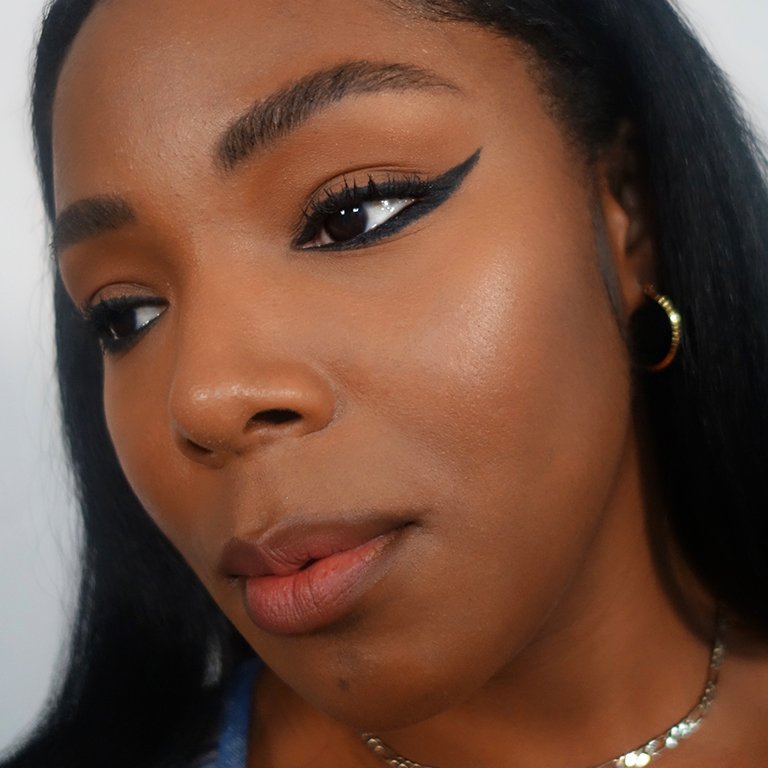 How to Do a Reverse Cat Eye in 4 Steps, Plus 13 Looks to Try | Makeup.com