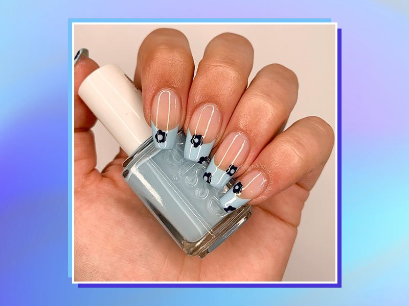 Minimalist Flower Nail Art to Wear This Festival Season | Makeup.com