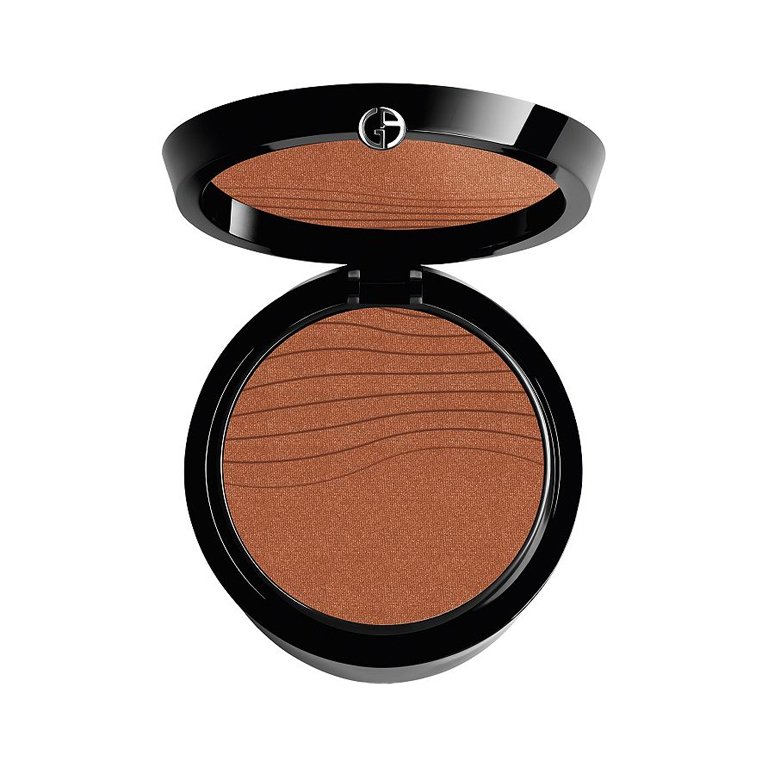 Translucent Setting Powders Without Flashback | Makeup.com